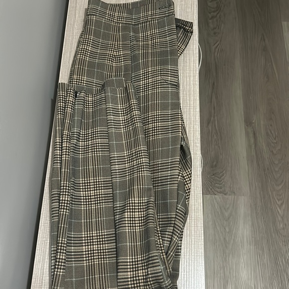 Lulus | Pants & Jumpsuits | Lulus Plaid Office Pants | Poshmark